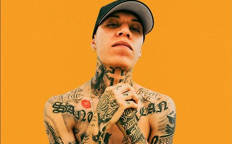 ¿Quién es Santa Fe Klan, rapero mexicano que se ha vuelto tan popular ...